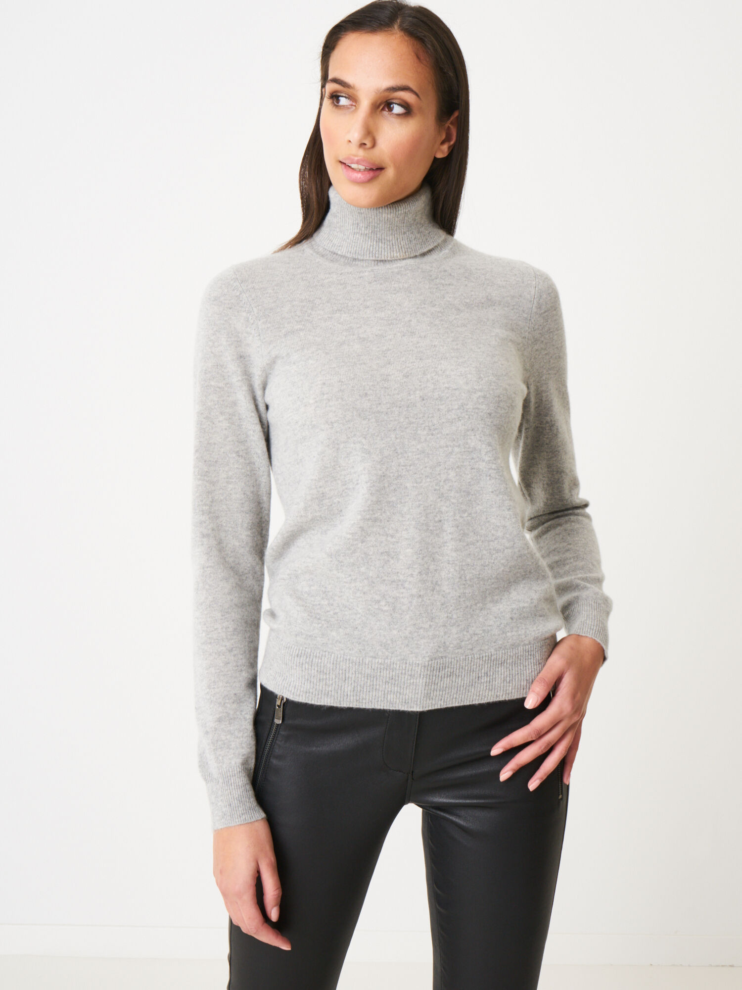 Women's Basic Organic Cashmere Roll Neck Sweater | Repeat Cashmere