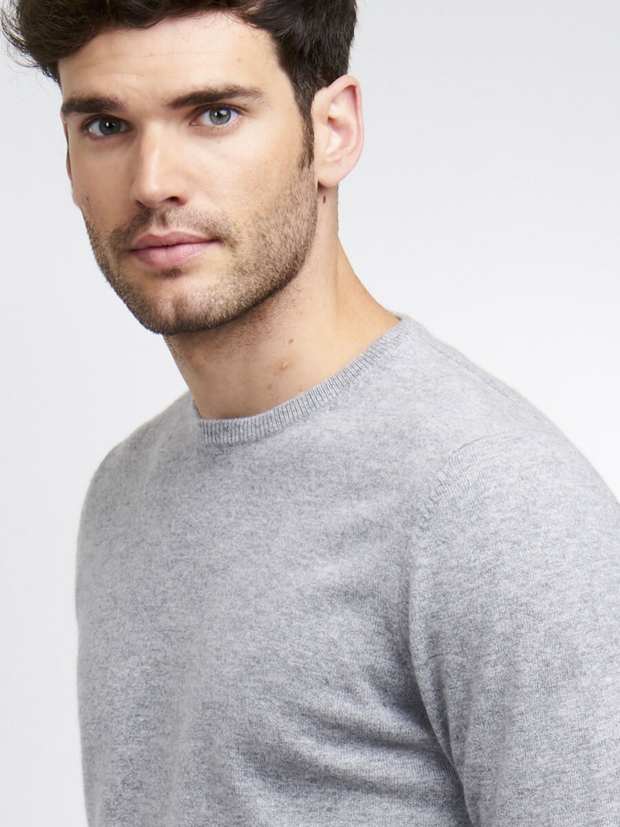 Men's Men's cashmere round neck sweater | REPEAT cashmere
