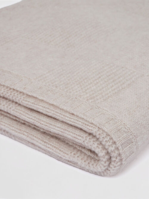 Luxurious Clothing for Women | REPEAT Cashmere